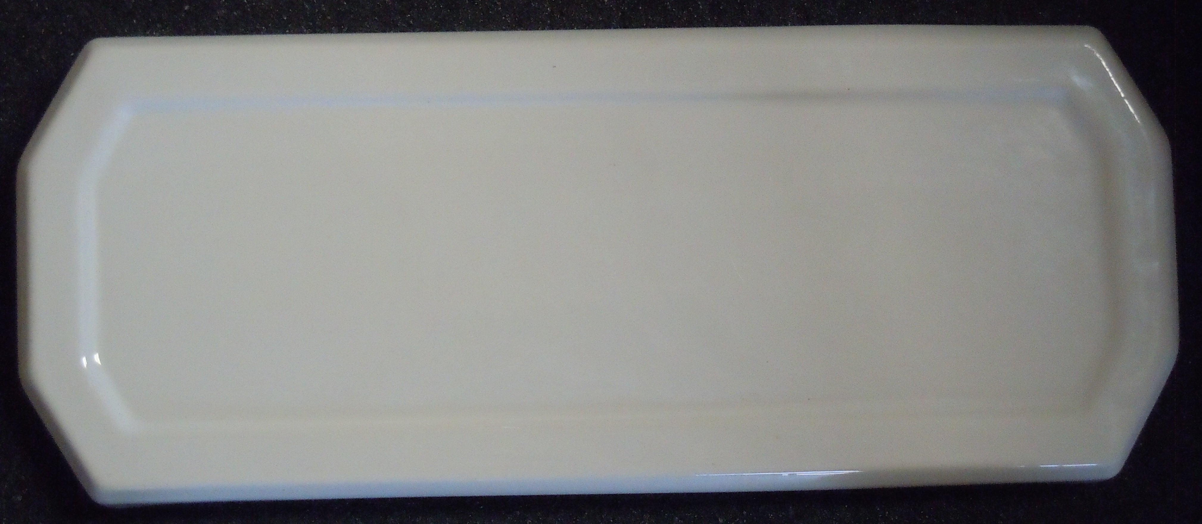 Case Robinson #4 • Cheap Toilet Tank Lids