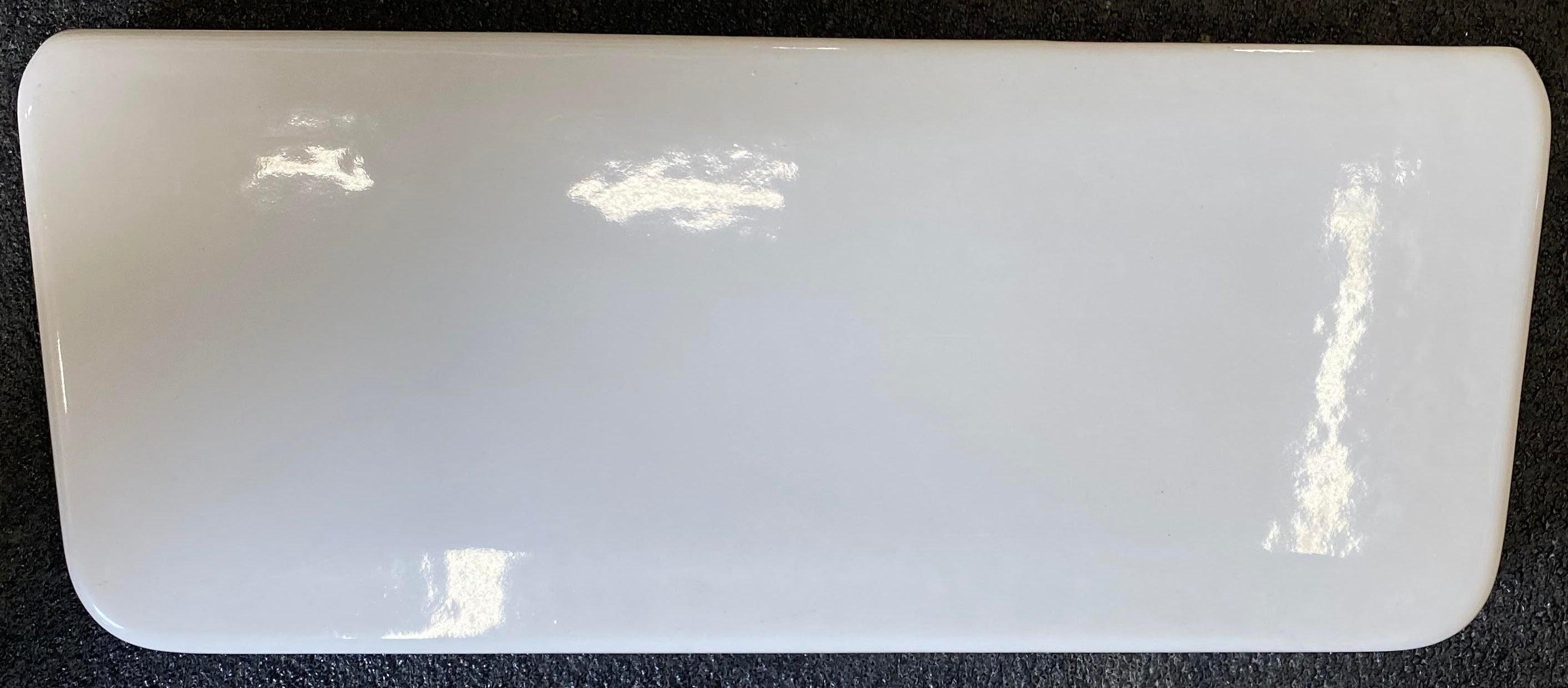 Universal Rundle 4016 • Cheap Toilet Tank Lids