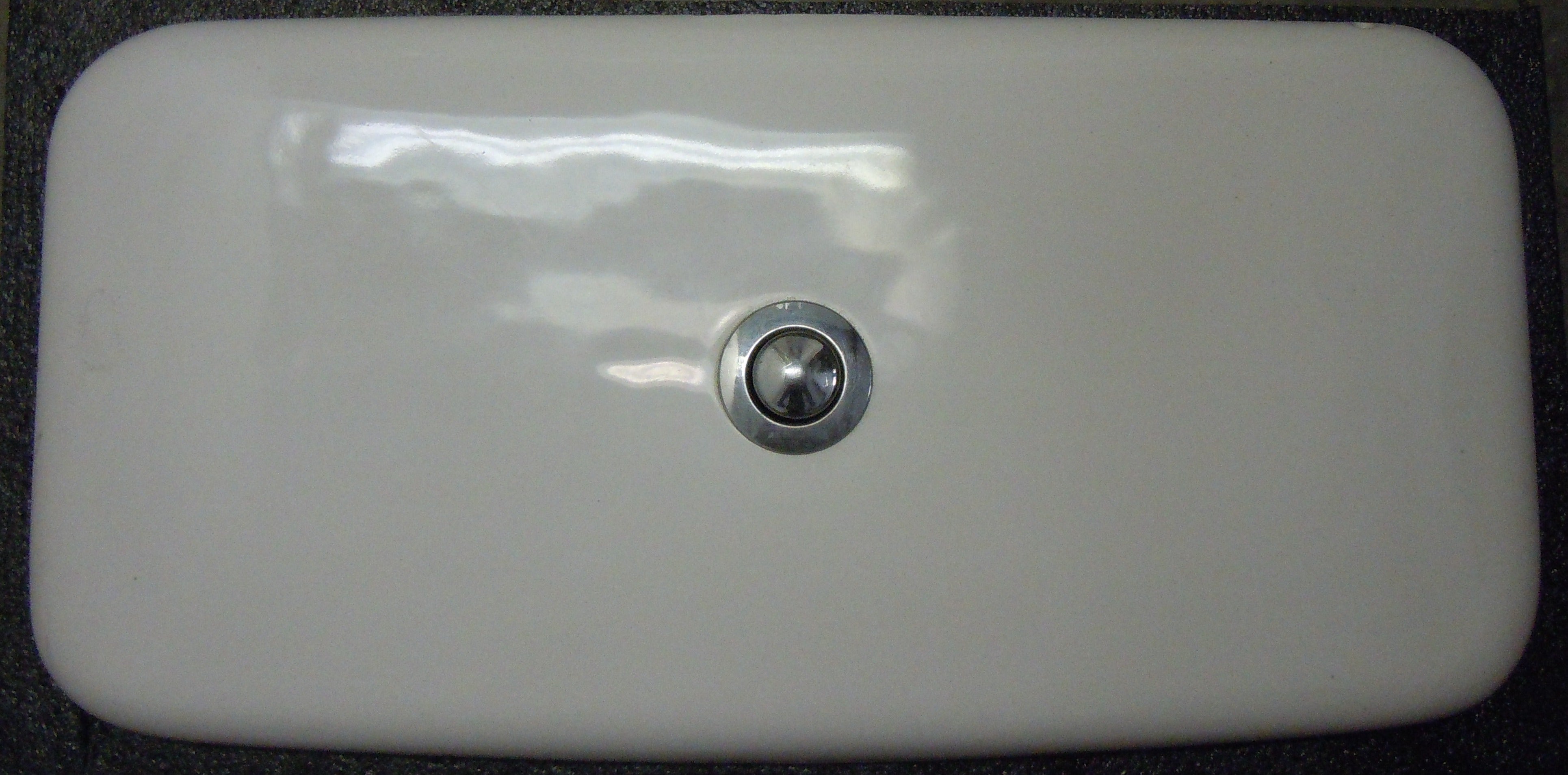 Universal Rundle 4462 • Cheap Toilet Tank Lids